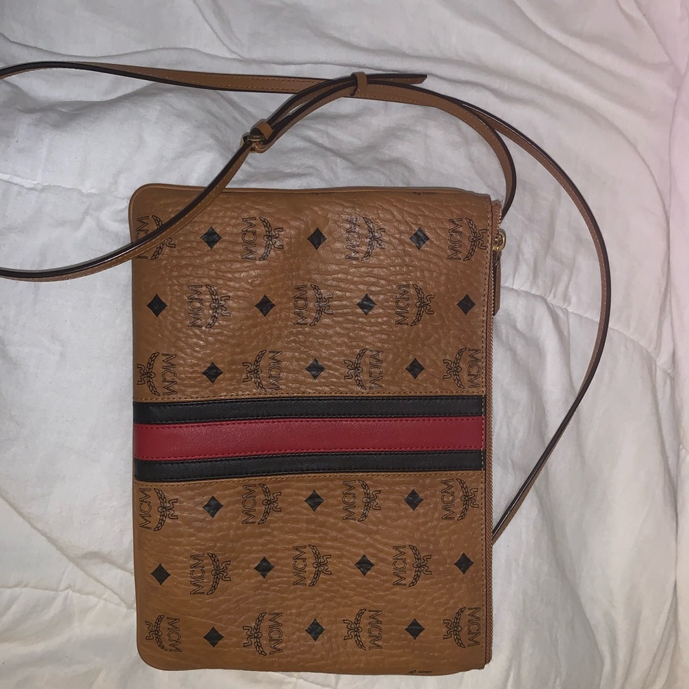 Mcm Pouch Crossbody - Gem